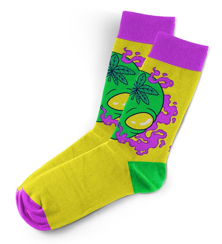 Smokin Alien Socks | Sillies Men & Women, Novelty Fun Socks, Cotton ...